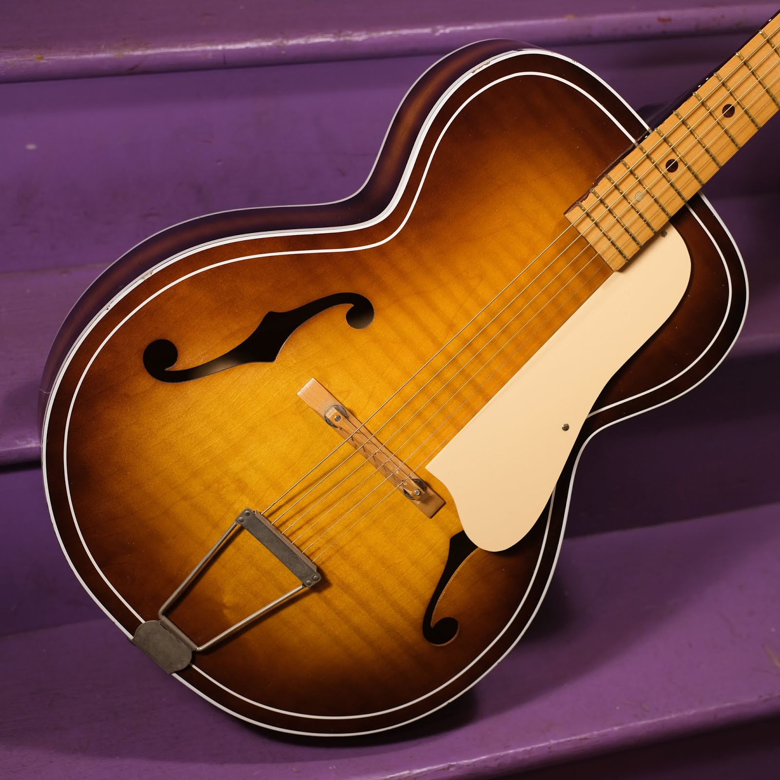 1960s Kay-made Old Kraftsman Archtop Guitar (Sunburst)