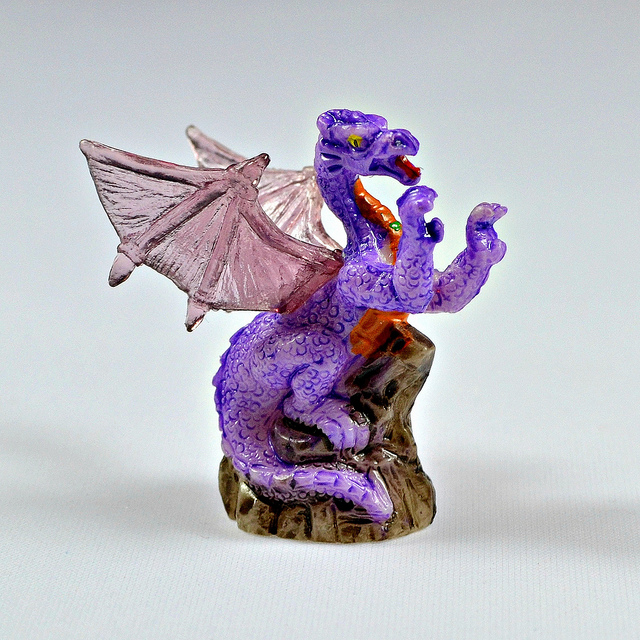 Little Weirdos: Mini figures and other monster toys: 'Dragons' vending ...