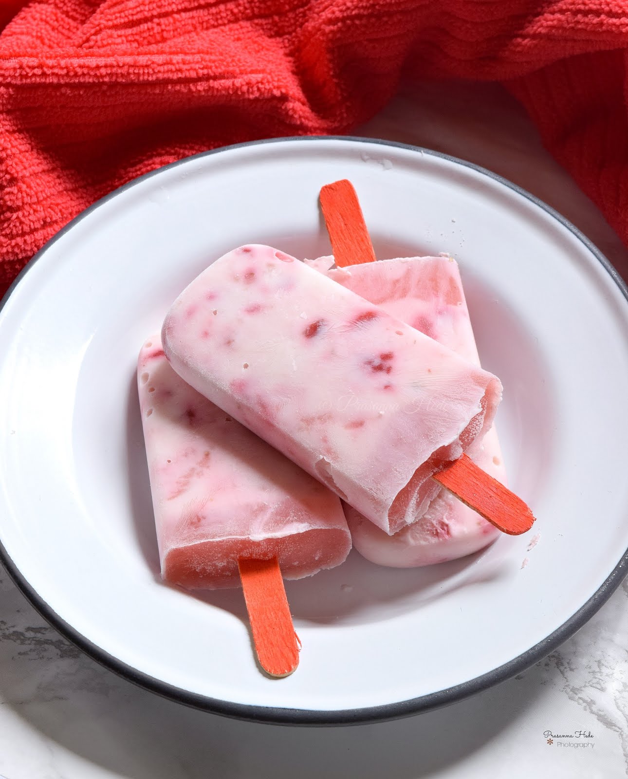 Strawberry Lassi Popsicle / Ice Bar | Savory Bites Recipes - A Food ...