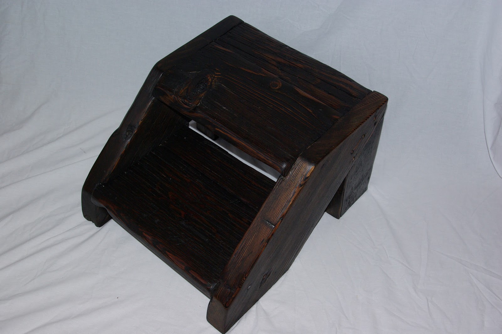 Reclaimed Rustics: Rustic Foot Stool
