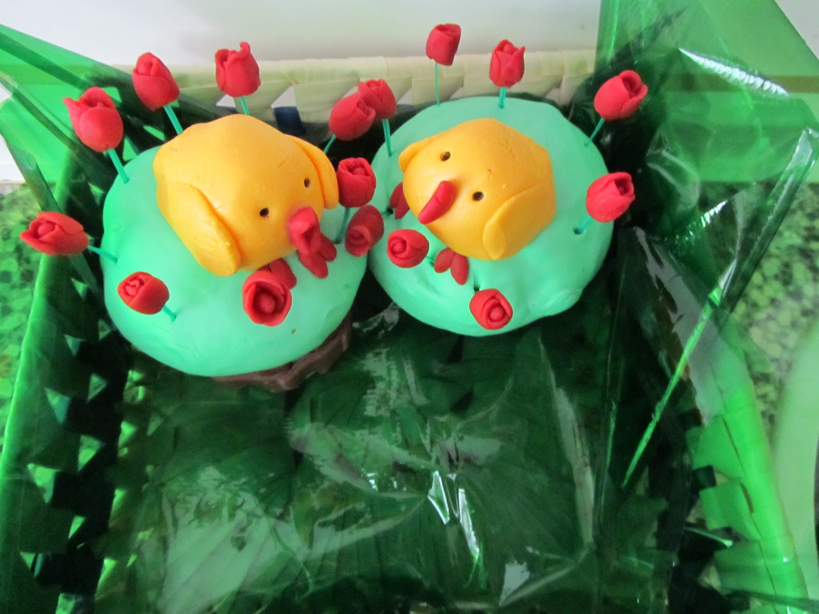 THE 3C QUEEN: CUPCAKES DE POLLITOS Y CORAZONES