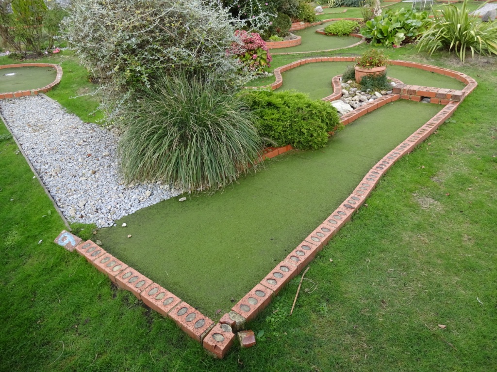 The Ham and Egger Files: Mini Golf at Puckpool Park on the Isle of Wight