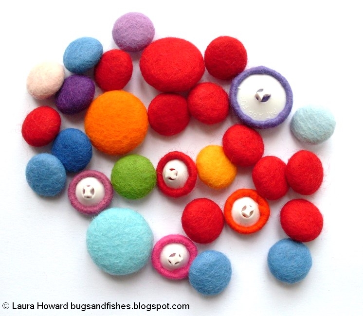 Bugs and Fishes by Lupin: How To: Make Felt Covered Buttons