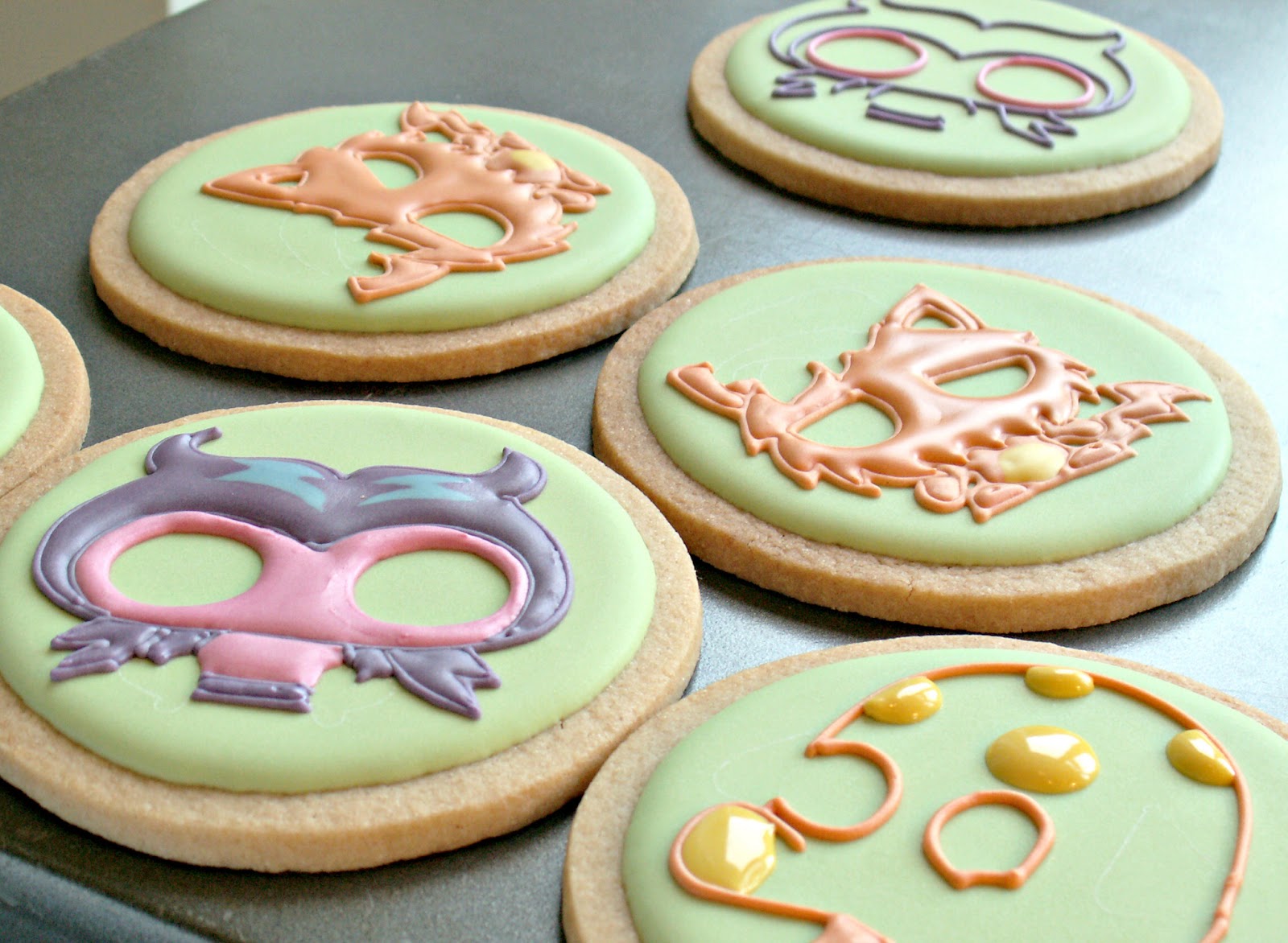 Honeycat Cookies: Camera Lucida