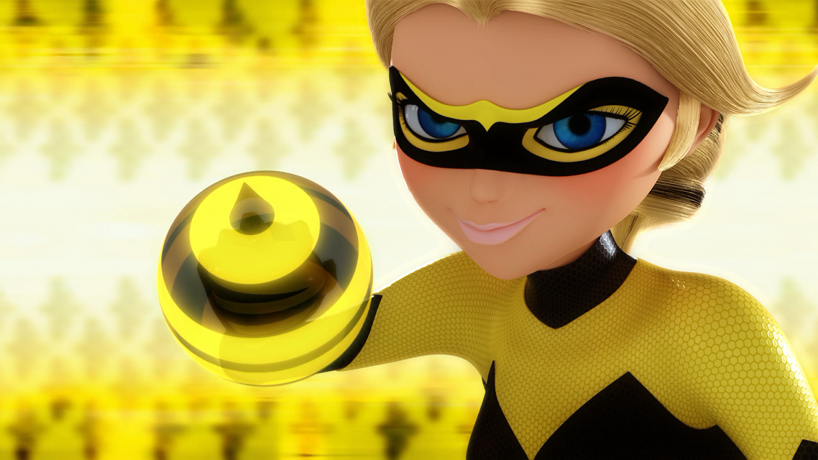 She's Fantastic: Miraculous Ladybug - QUEEN BEE!