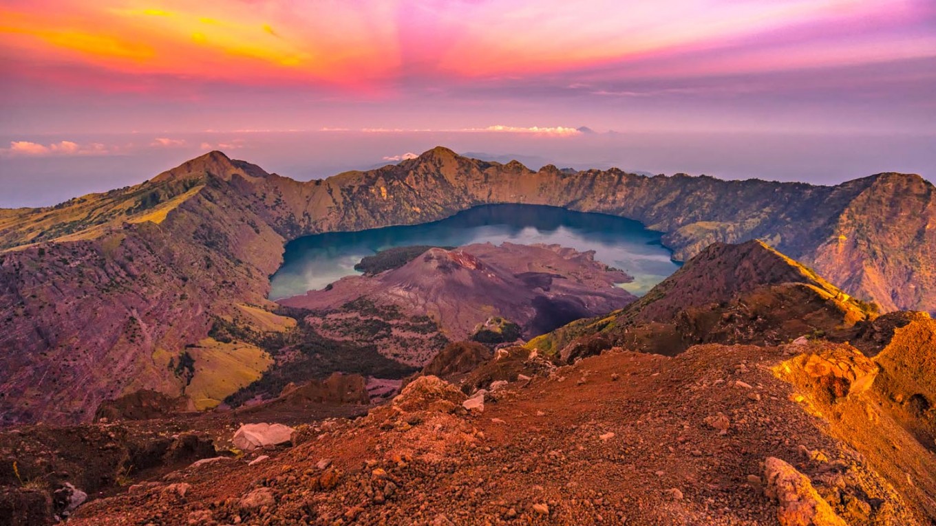 OH DUNIA!: Kawasan Gunung Rinjani Ditutup Ekoran Gempa Bumi