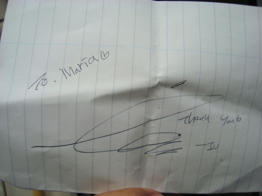 All about IU: [Update 2] IU goes to London!