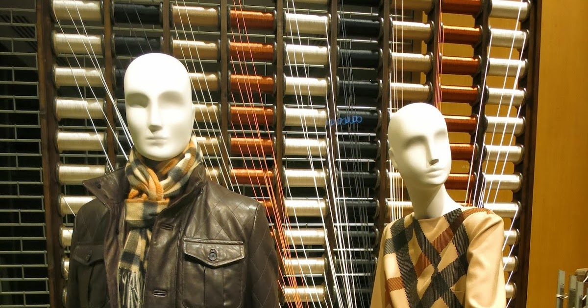 RetailStoreWindows.com: Daks, London