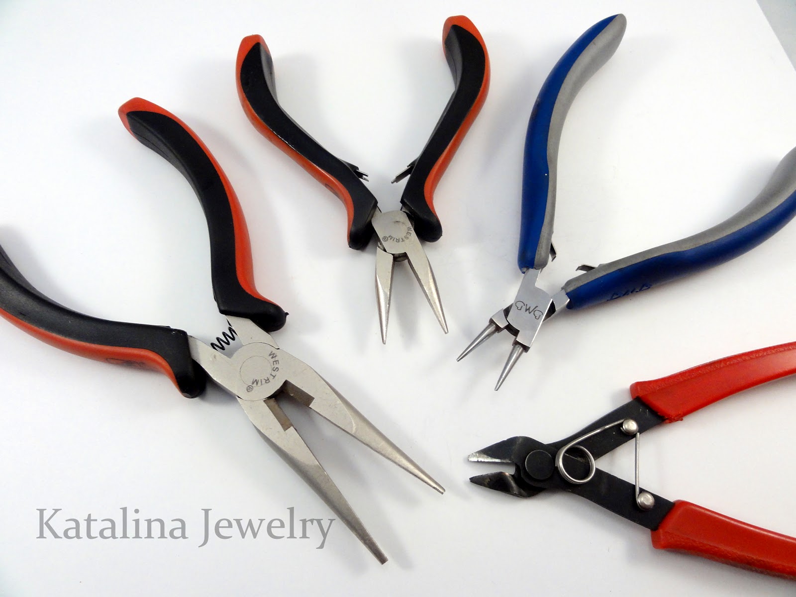 Katalina Jewelry - tutorials: Hook and Eye Clasp - Basic Wire Working ...