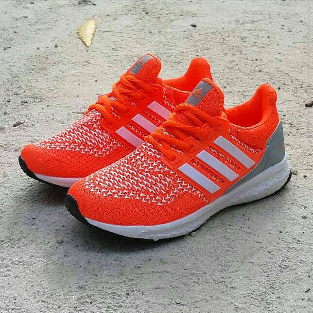 Sepatu Adidas Ultra Boost Cewek Terbaru