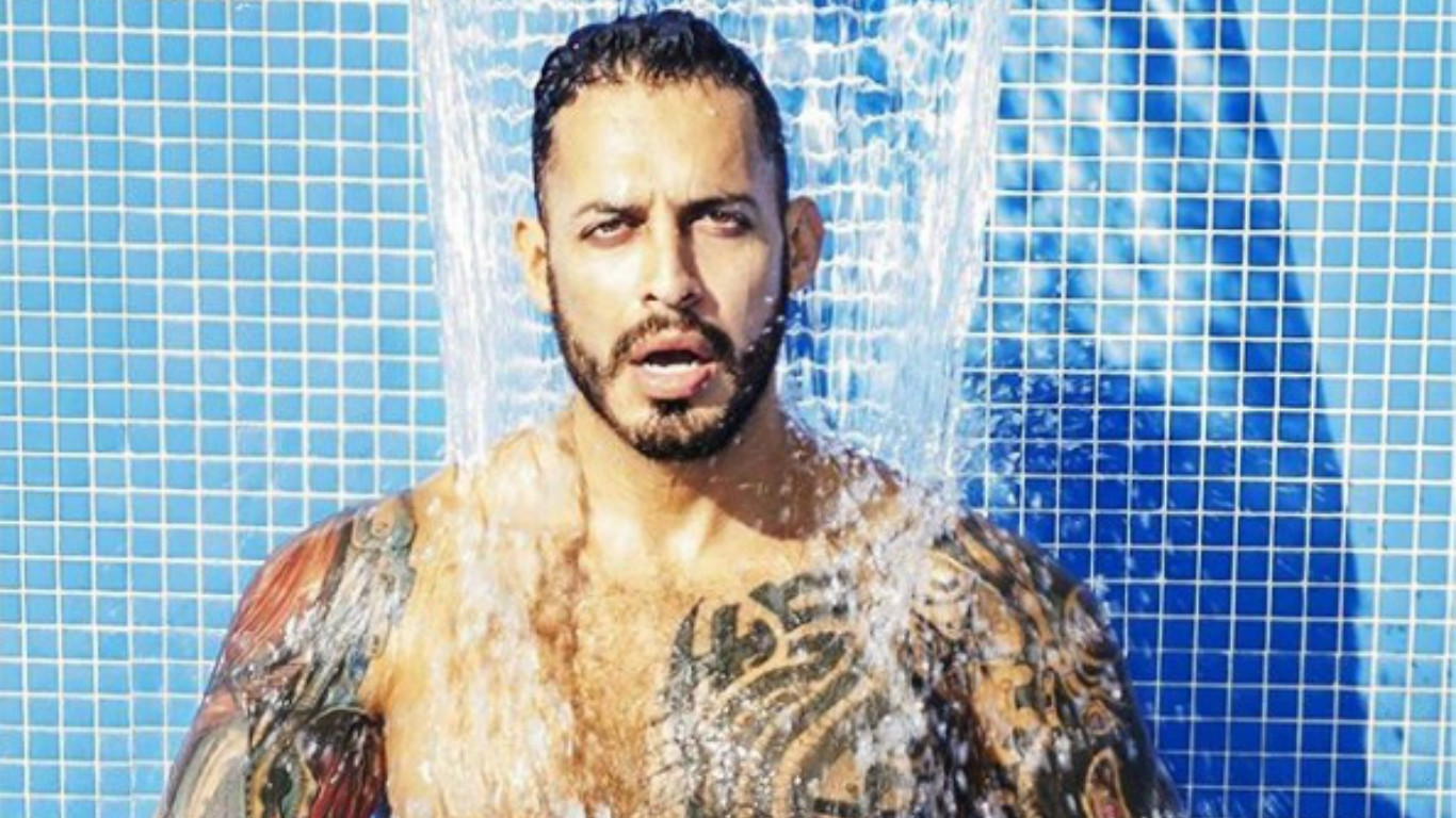 O Diário de Bruna Jones: Bruna Entrevista: 8x53 - Viktor Rom