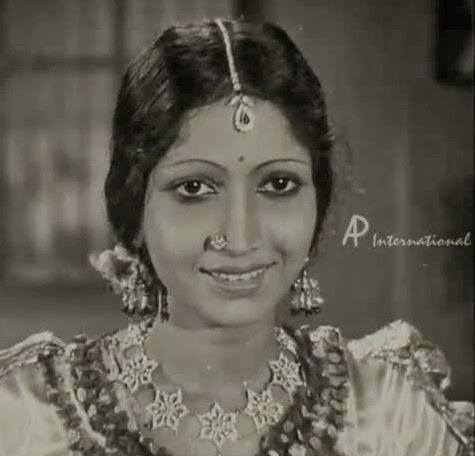 NAKARAJAN: R.PADMA ,LUX BEAUTY TAMIL ACTRESS 1940`S BUT NEVER COME TOP