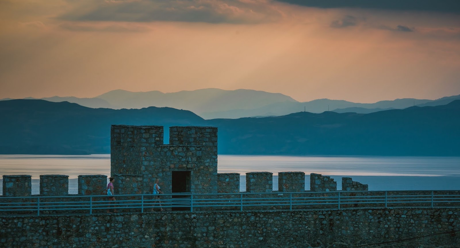 Balkanimaad: Makedoonia seisab ajaloolise valiku ees