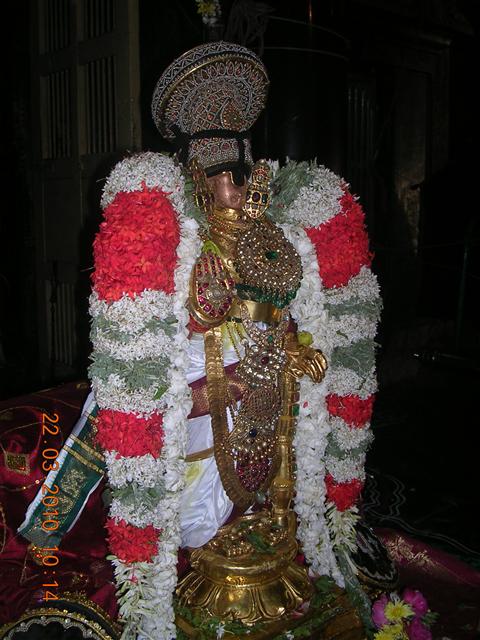 emperumAnAr dharisanam: archAvathAra anubhavam - thiruppANAzhwAr anubhavam
