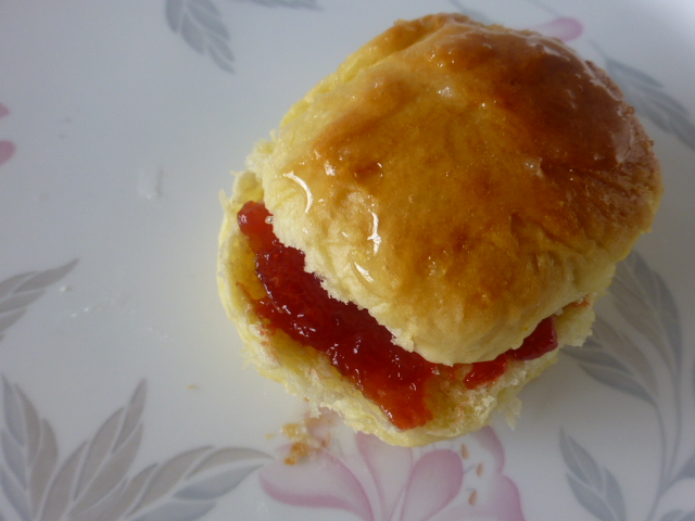 Singapore Chettinad Recipes: Orange Sweet Buns Recipe