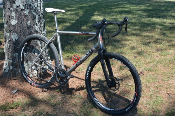 LynskeyからグラベルロードGR250がデビュー-うまくいかないことが多すぎる！