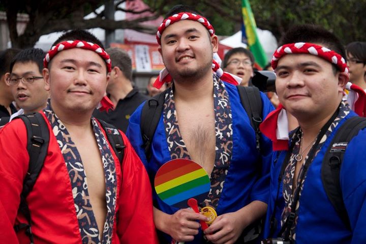 Taiwan LGBT Pride Parade draws 50000 people in Taipei ~ MONGOLBEAR