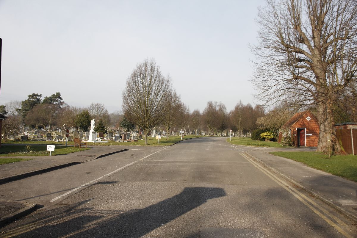 The Church Explorer: Henley Road Cemetery Reading