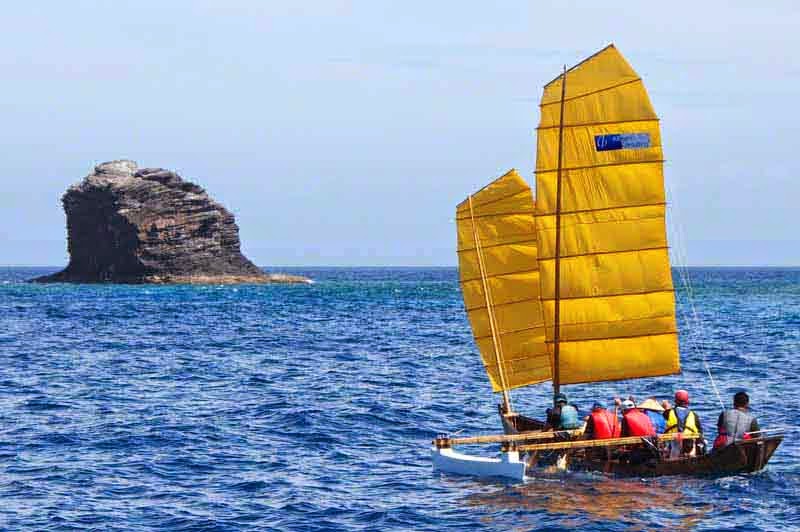 Ryukyu Life: 5 More Photos from the 2014 Zamami-jima Sailing Sabani Race