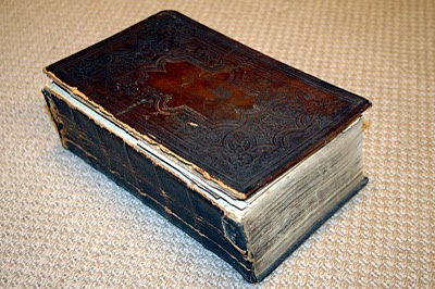 Cubbage Genealogy: Treasure Chest Thursday - Cubbage Family Bible