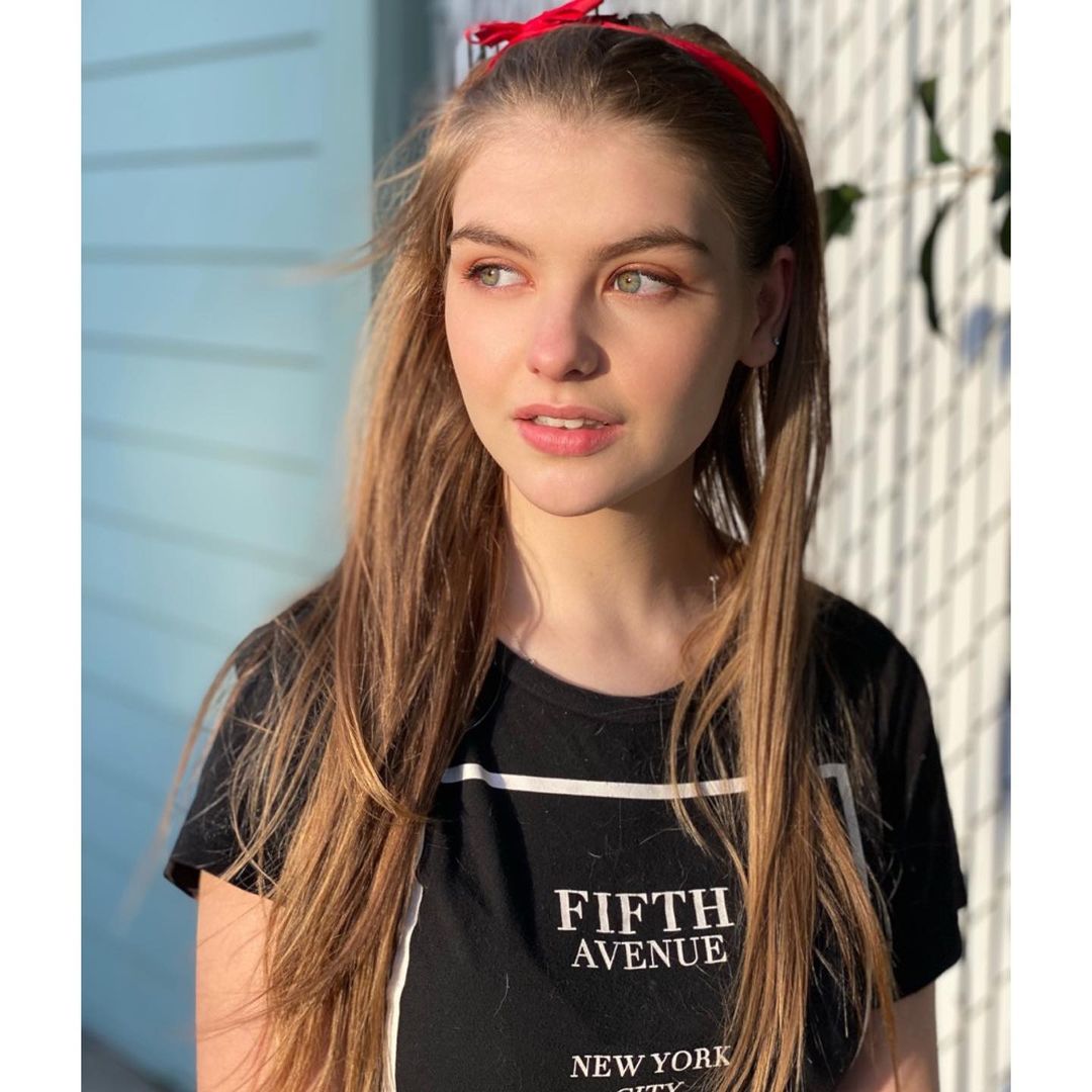 Starlet Arcade: Hot Lyliana Wray