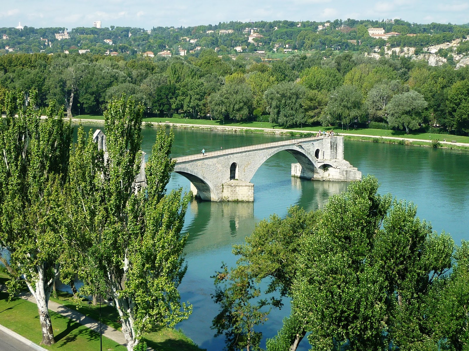 Cosa vedere ad Avignone in un giorno - Montagna di Viaggi