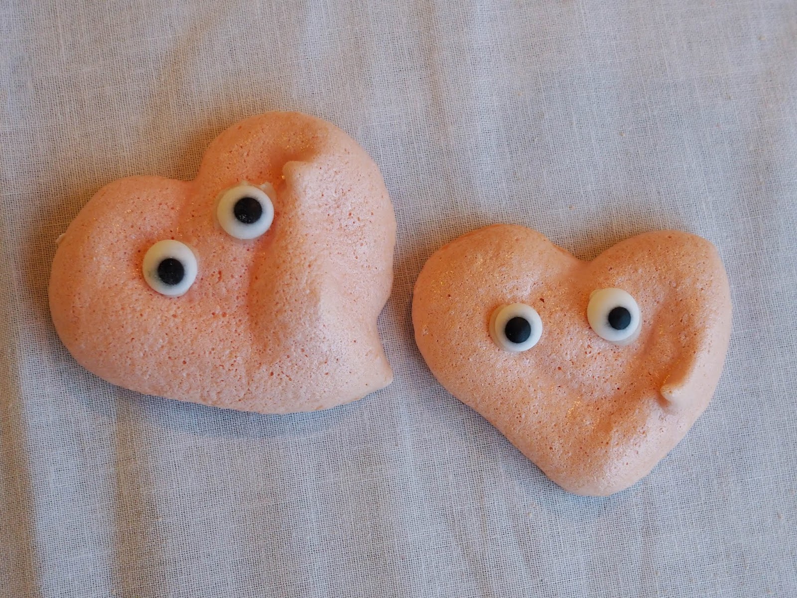 Little Hiccups: Strawberry Meringue Hearts for Valentine's Day