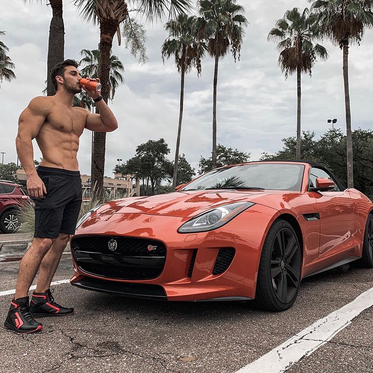 Muscle, Muscle, Muscle: Justin Howells