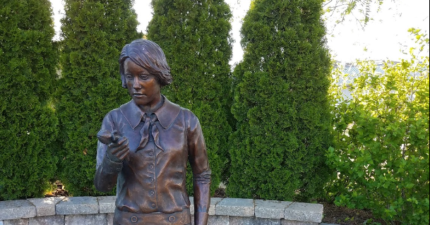 Industrial History: Radium Dial Painters in Ottawa, IL