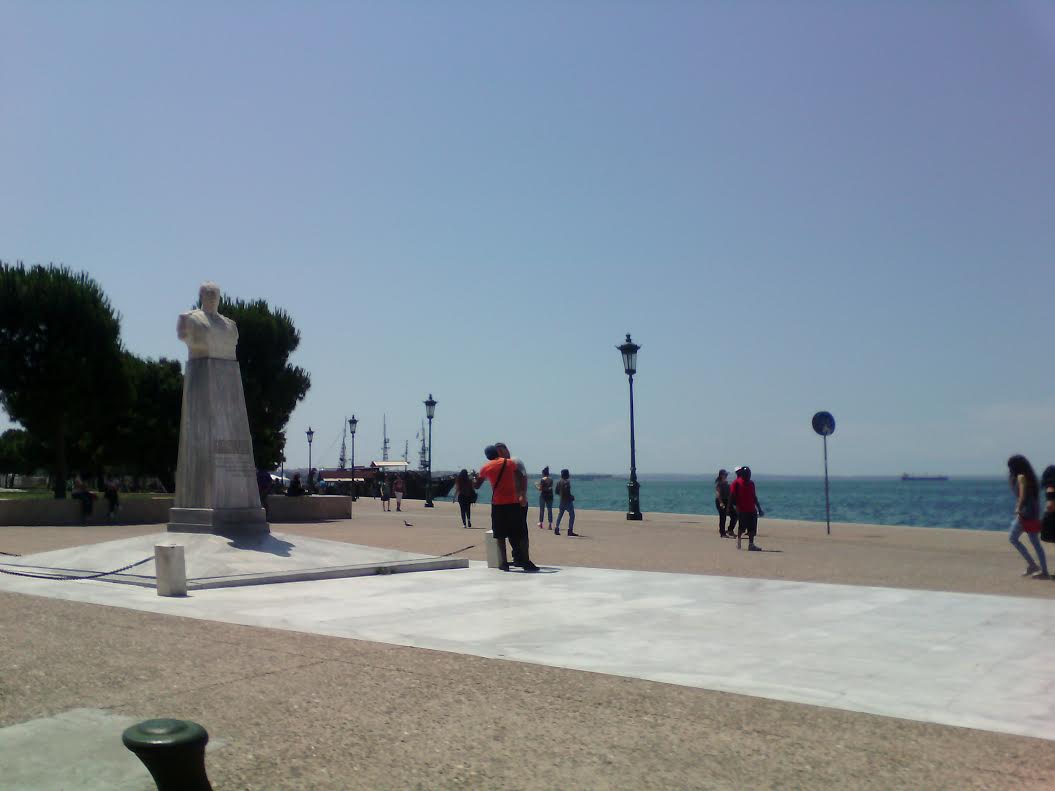 Έγινα 71 !Ε! και...: Μια γλυκιά καλημέρα και παλιές αναμνήσεις