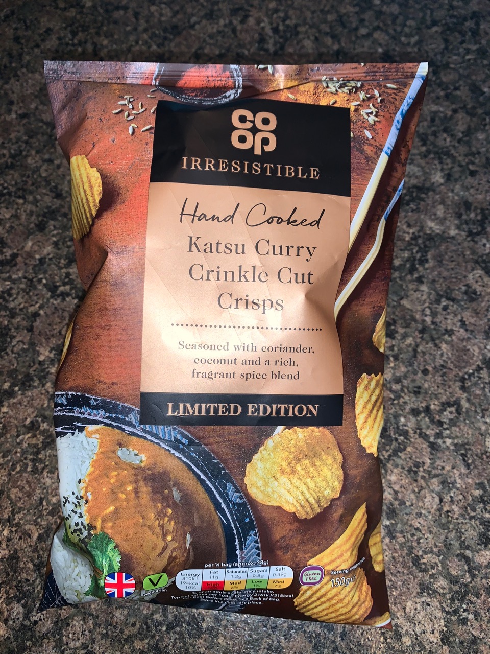 FOODSTUFF FINDS: Katsu Curry Crinkle Cut Crisps (Co-Op) By @Cinabar