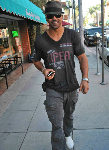 Loving Moore: SHEMAR MOORE Daily Photo 12/5