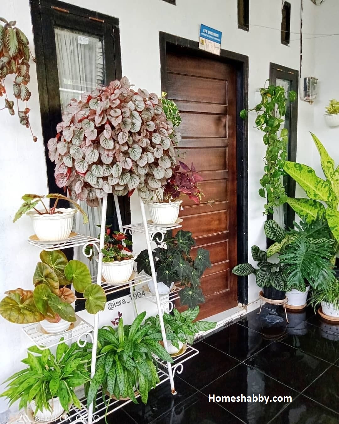 7 Ide Menata Taman Kecil Dengan Pot Yang Cantik, Solusi Lahan Sempit ...