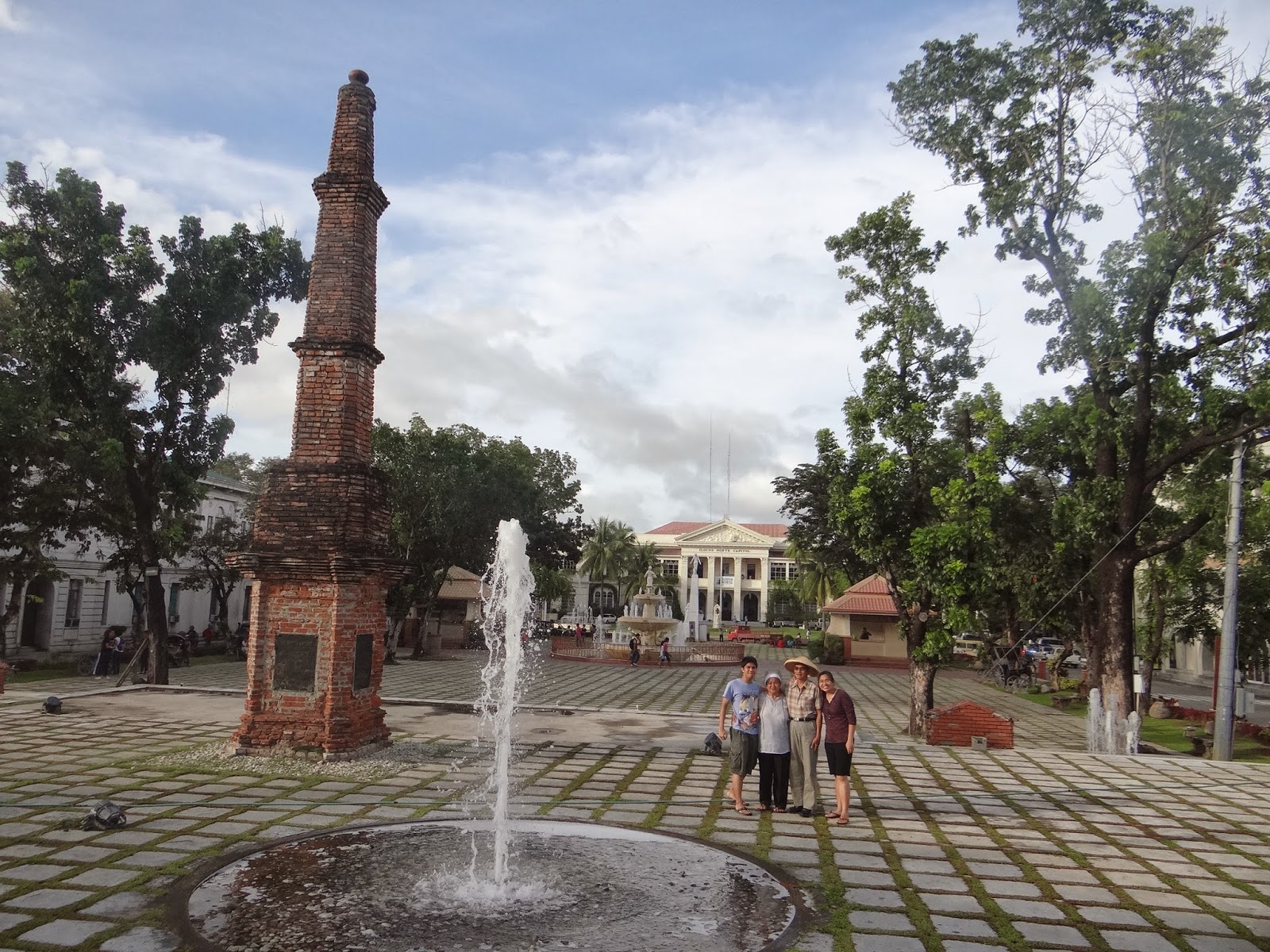 Kumukunchi Adventures: Laoag Tour