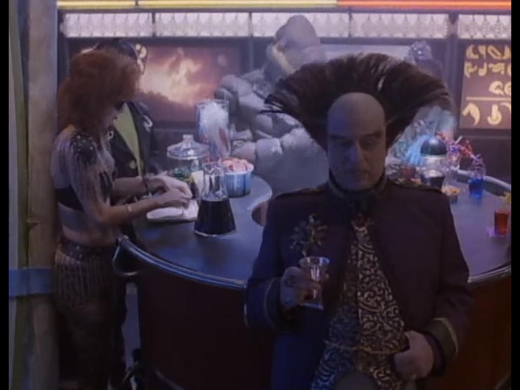 Rotten Reelz Reviews: Babylon 5 Movie Week: Babylon 5: The Gathering