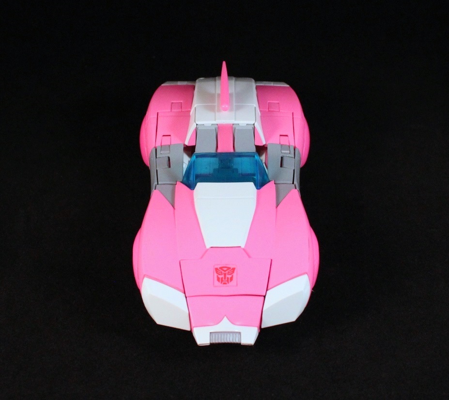 She's Fantastic: Transformers Masterpiece - ARCEE!