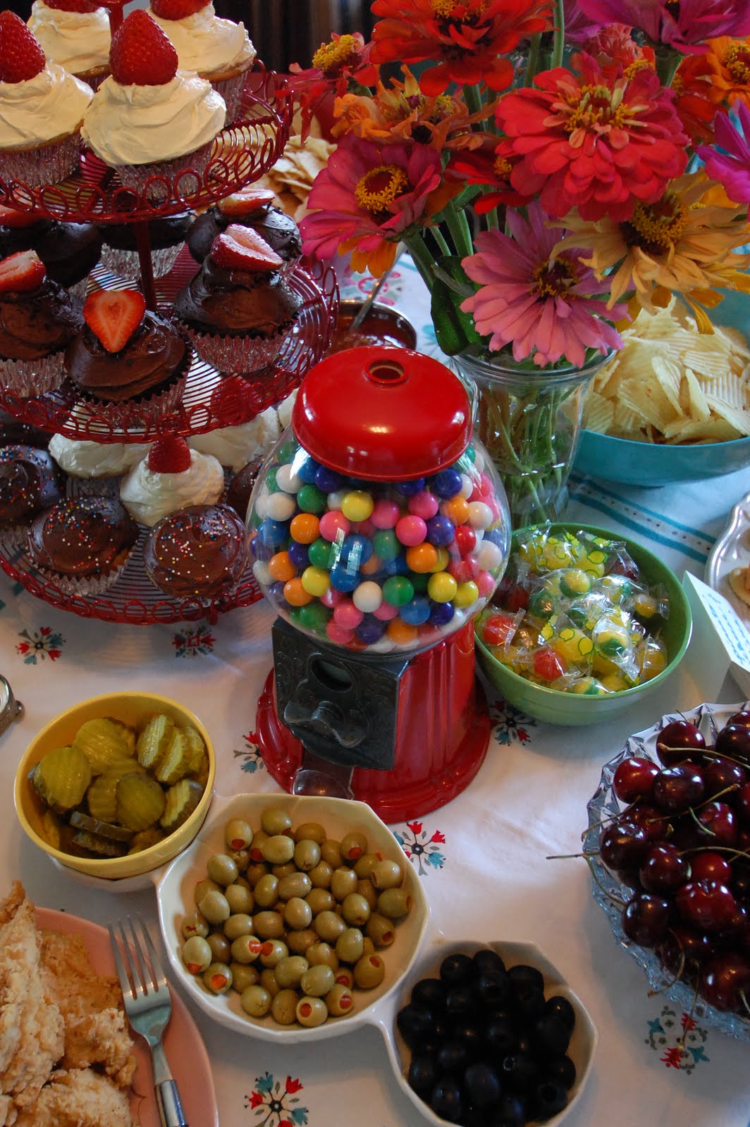 * Happyroost*: 50's Housewife Themed Bridal Shower