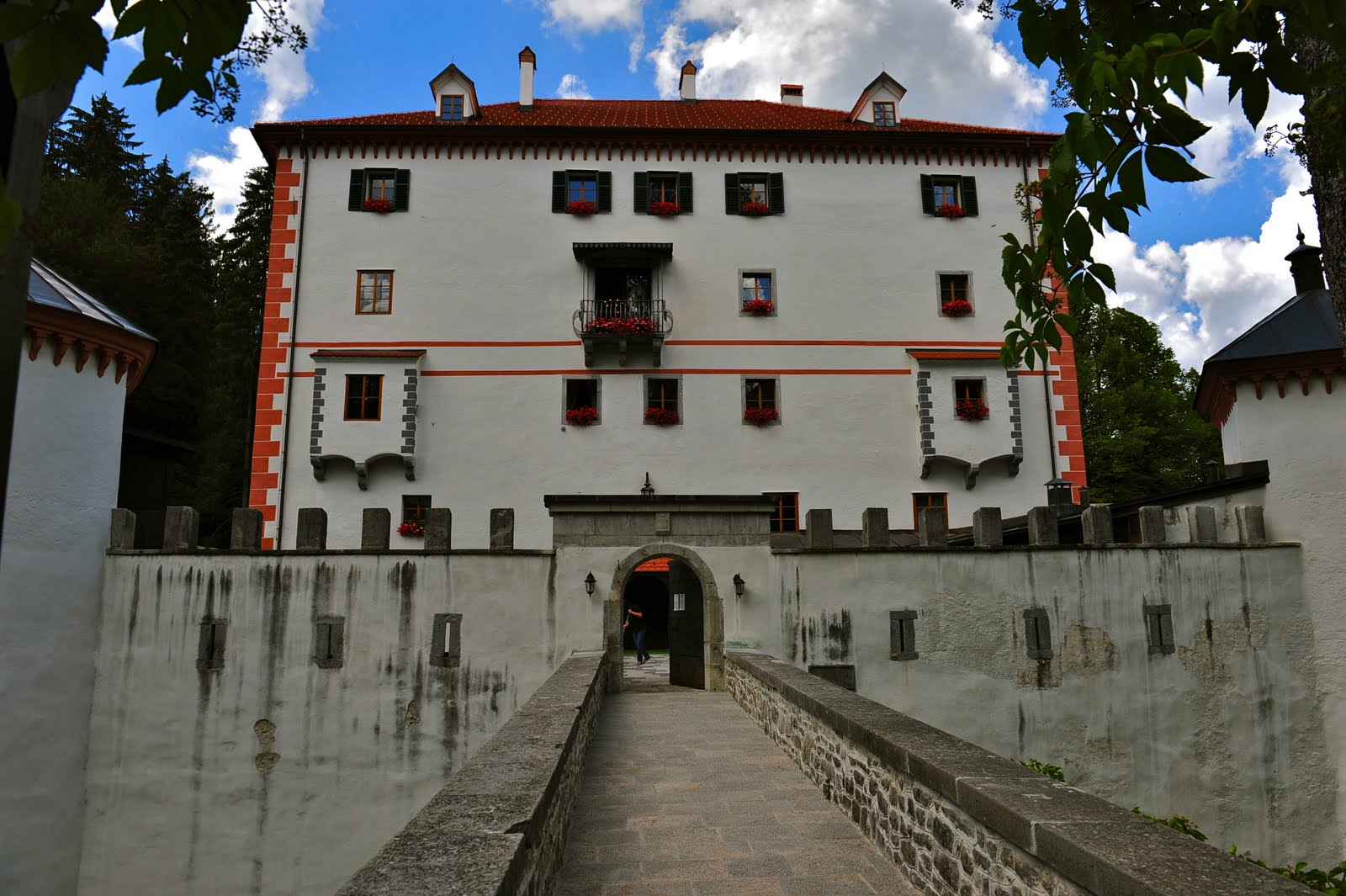 Merlin and Rebecca: Castle Hunting: Grad Snežnik