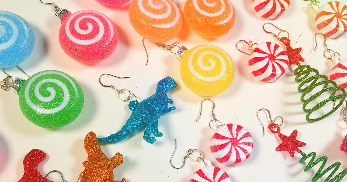 Cassie Stephens: DIY: Let's Make Tacky Christmas Earrings!