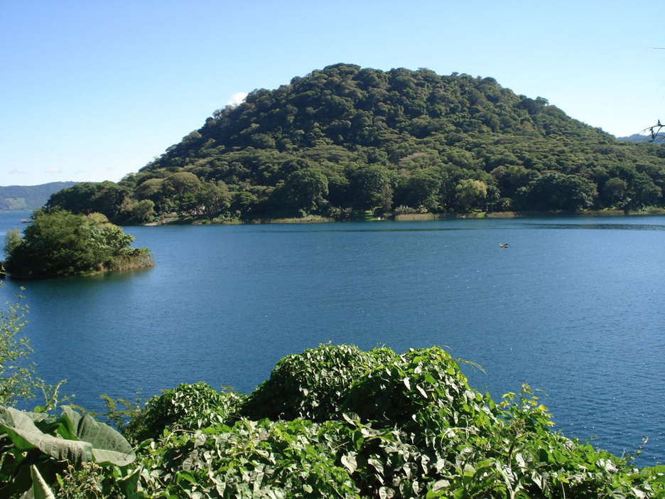 P11: Lago de Coatepeque