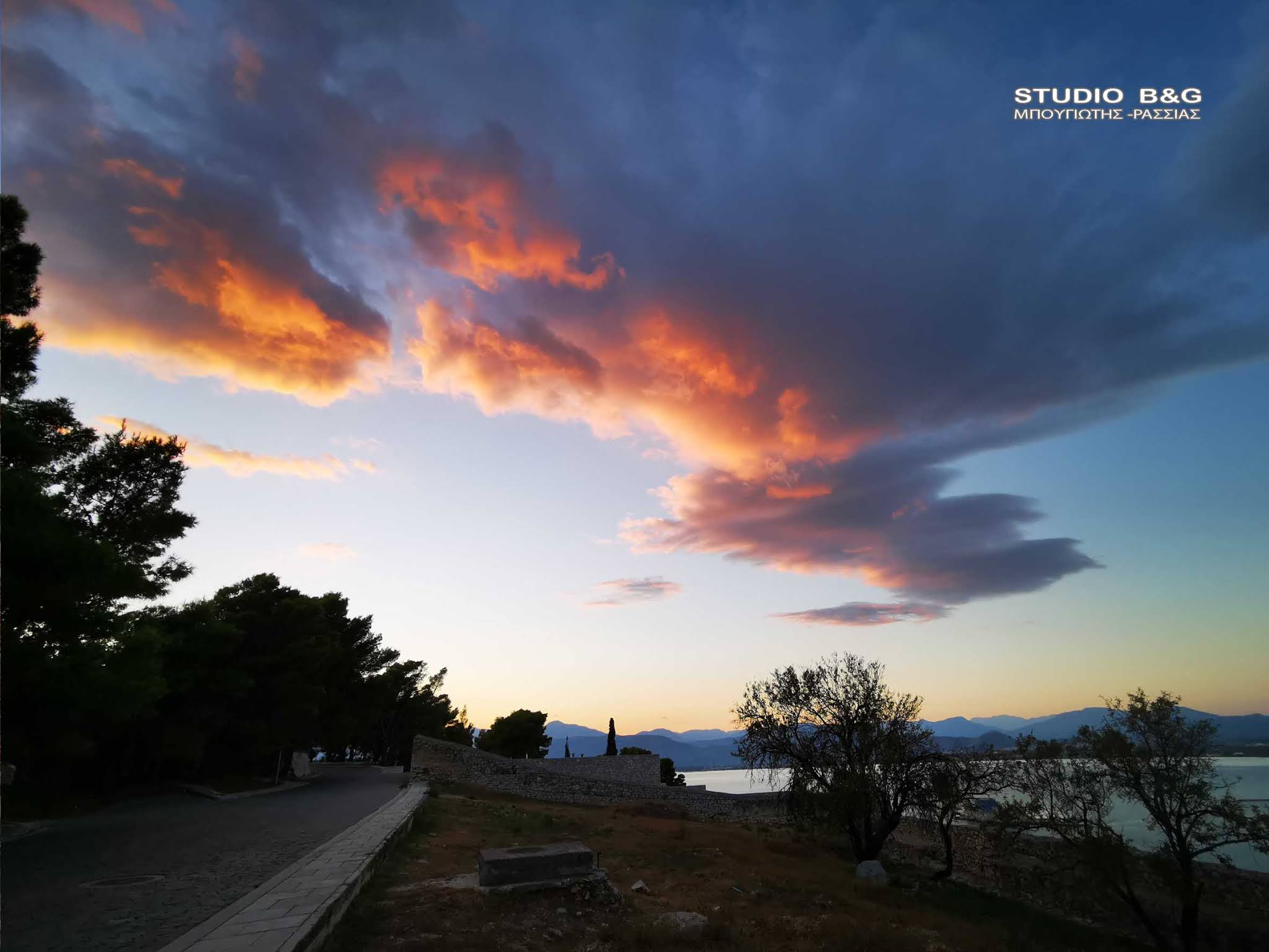Φωτογραφία: ΝΑΥΠΛΙΟ: ΔΥΣΗ ΤΟΥ ΗΛΙΟΥ.