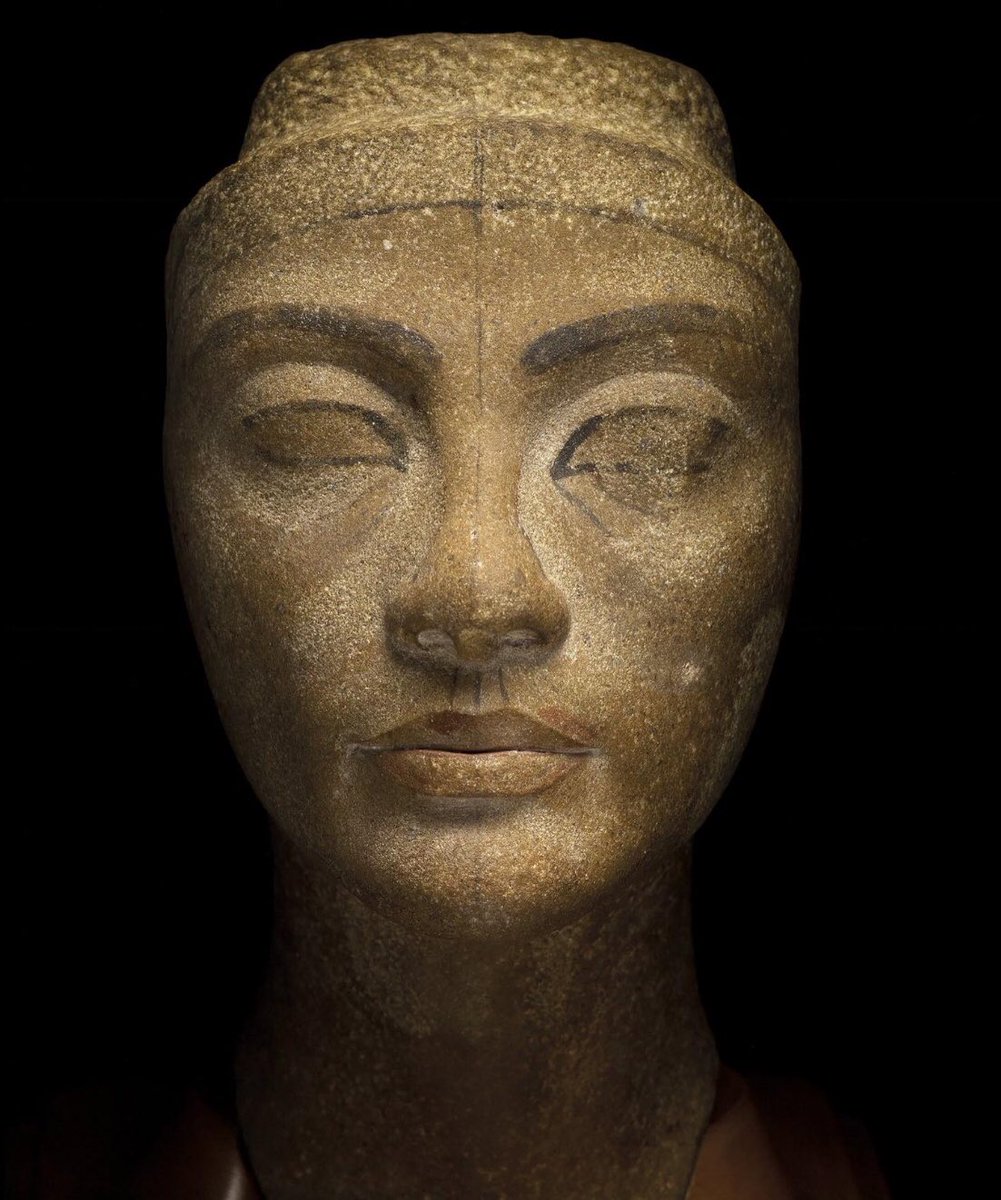 Nefertiti Neferu Aten