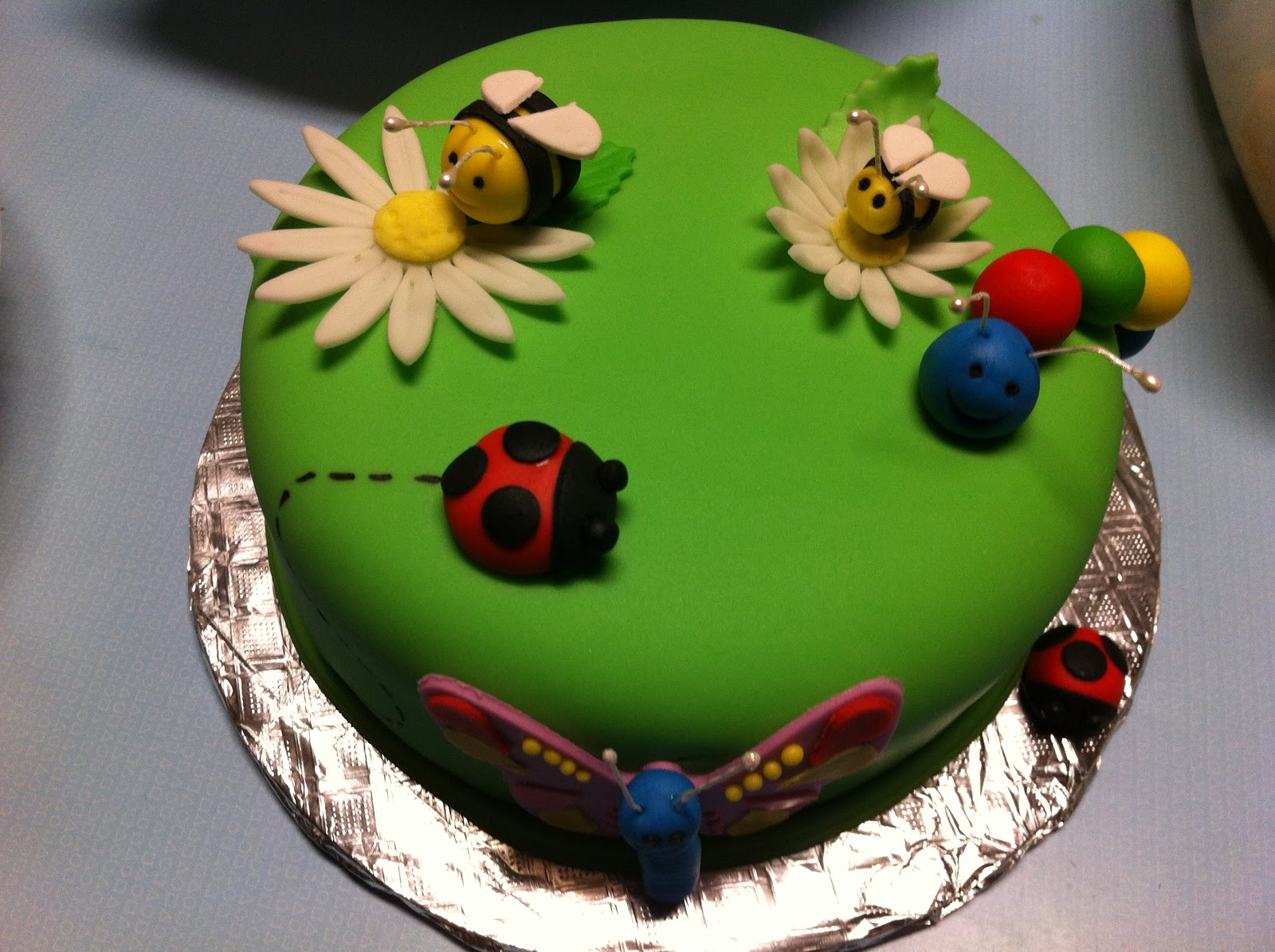 Our Decorated Cakes and Cupcakes: Spring Bug Themed Cake