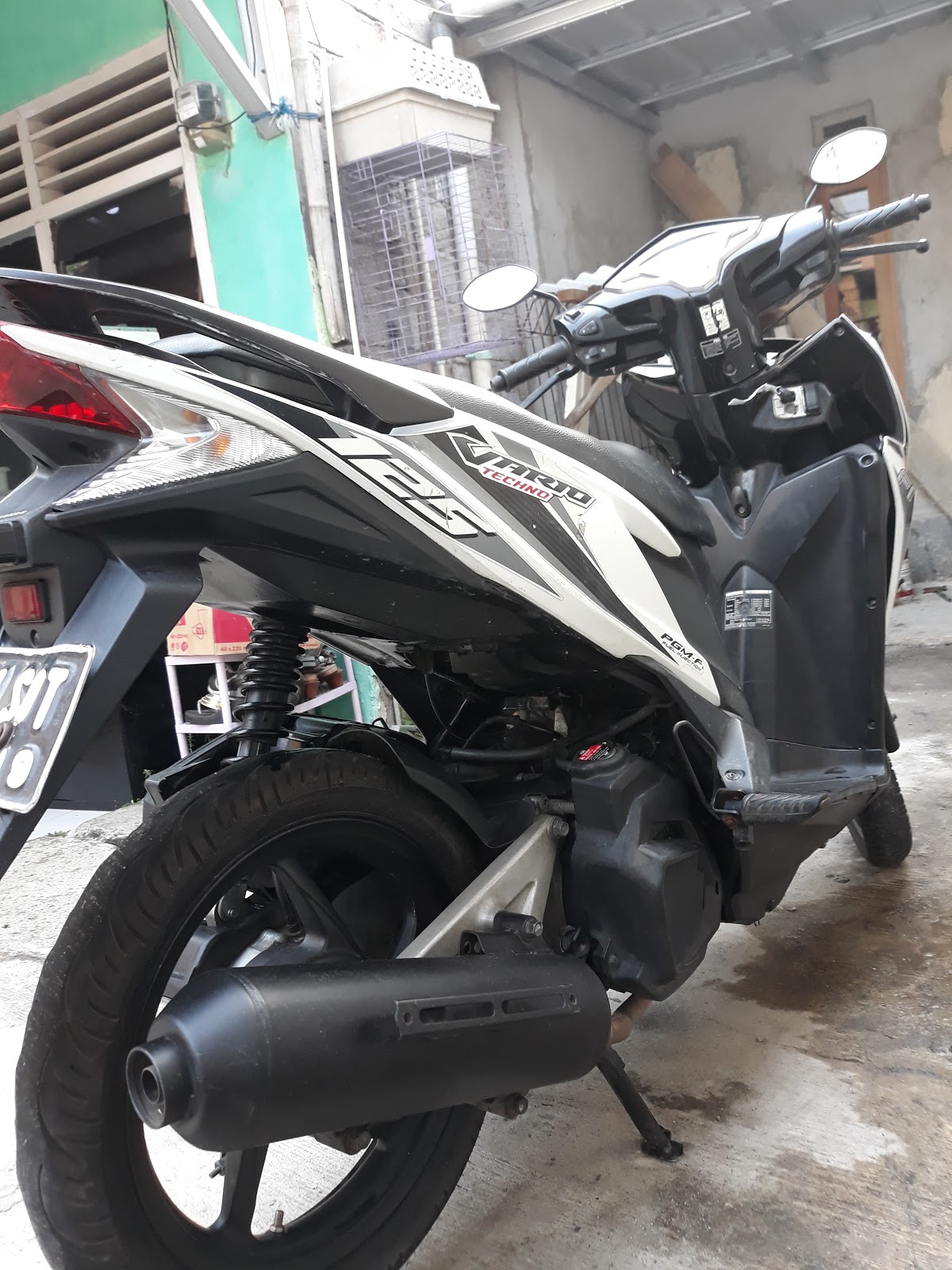 Honda VARIO TECHNO 125 CBS ESP 2014 - JAKARTA Mokas