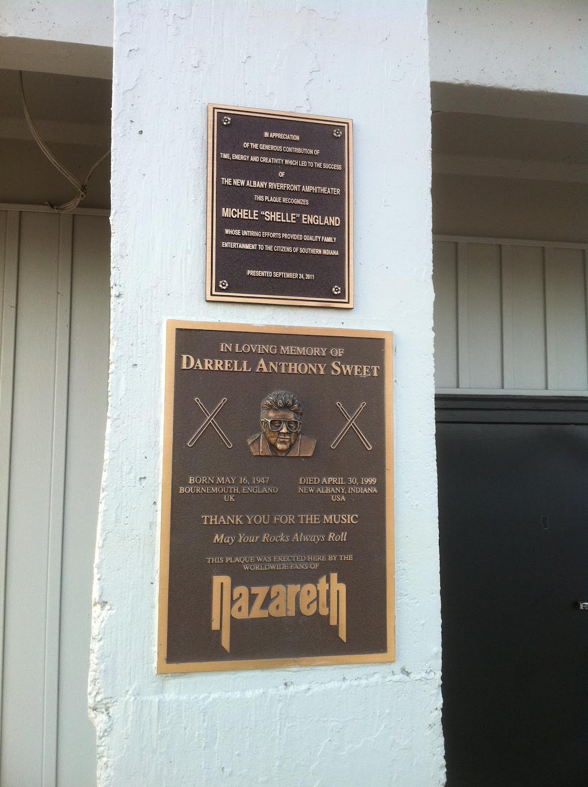 Roni & Nazareth: Darrell Sweet