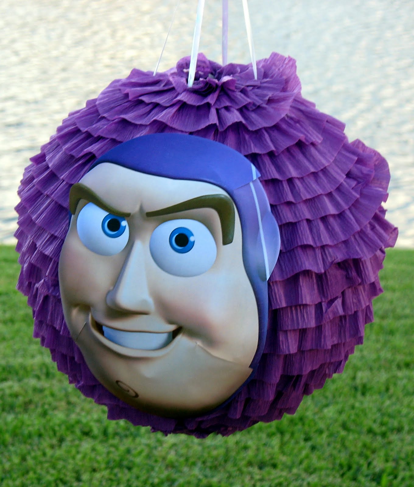 Wild Cinnamon: Piñatas!