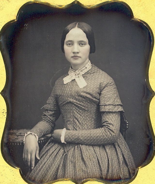 30 Fabulous Photos Show Fashion Styles of Victorian Girls in the Mid ...
