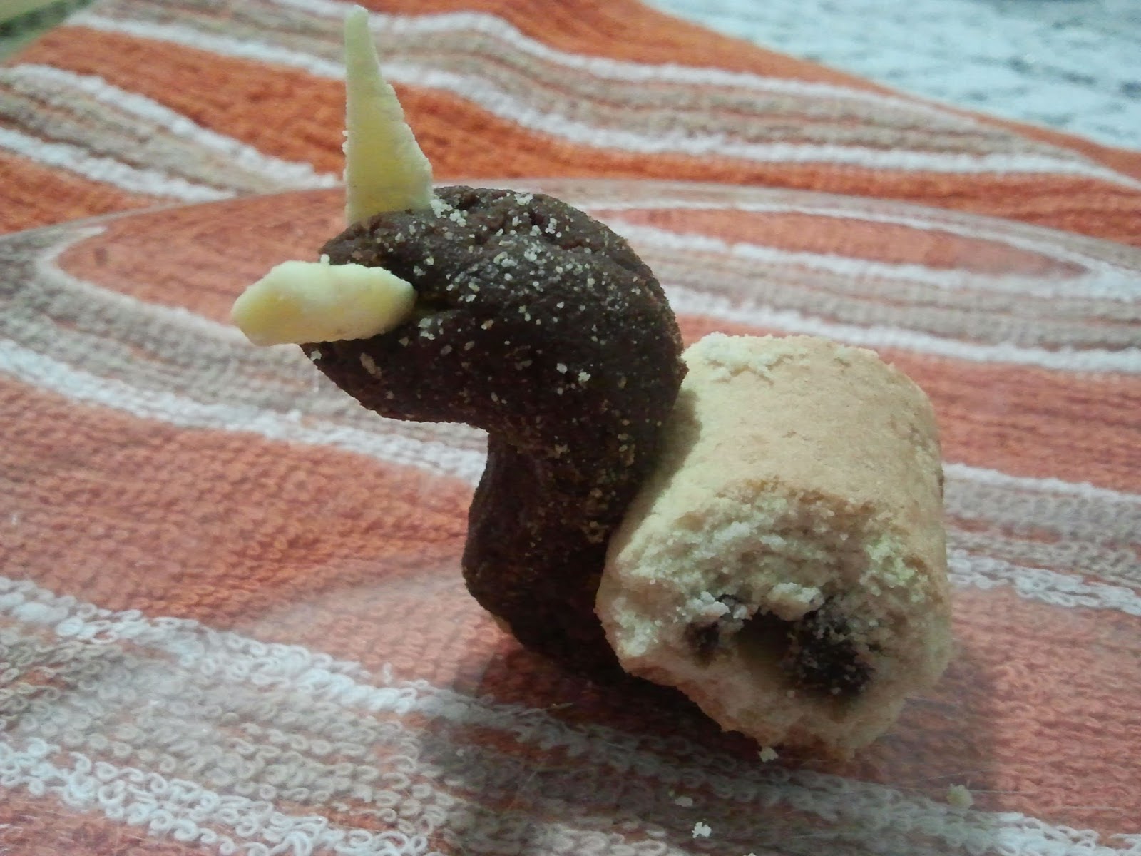 Con DeLight עם תענוג - אוכל, טיולים ועוד: Edible chocolate snails