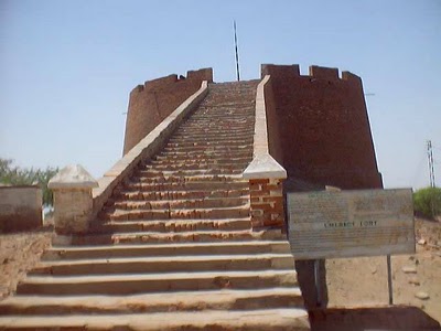 BARMER NEWS TRACK: Umerkot Fort pakistan (Umerkot, Sindh): sea picture