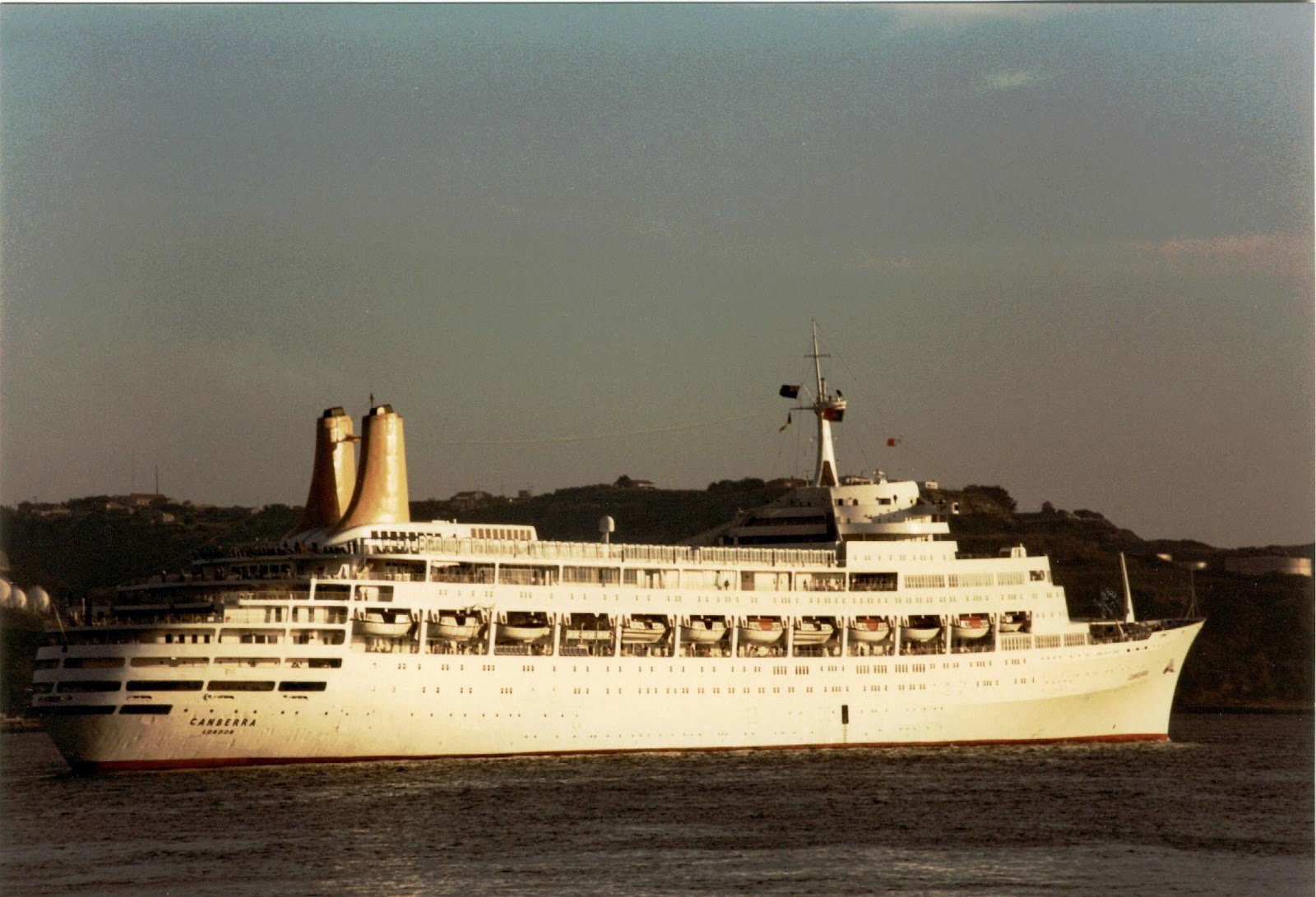 S.S. "CANBERRA" crew reunions in 2012